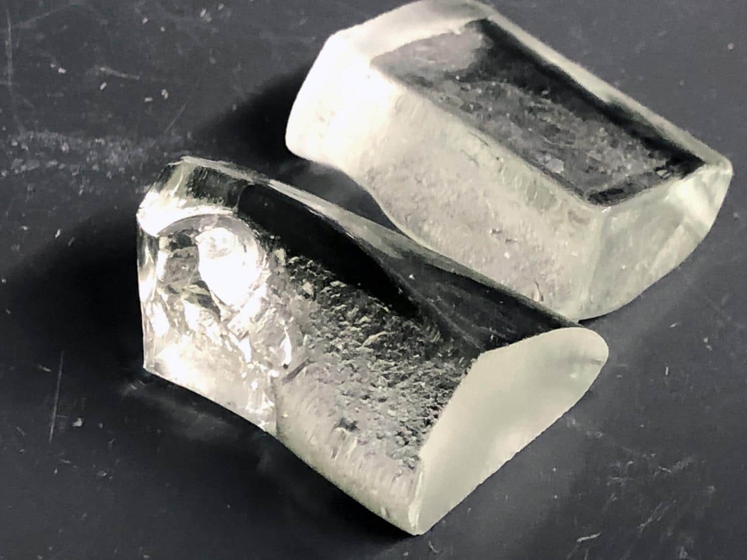 New glass cuts carbon footprint by nearly half and is 10x more damage ...